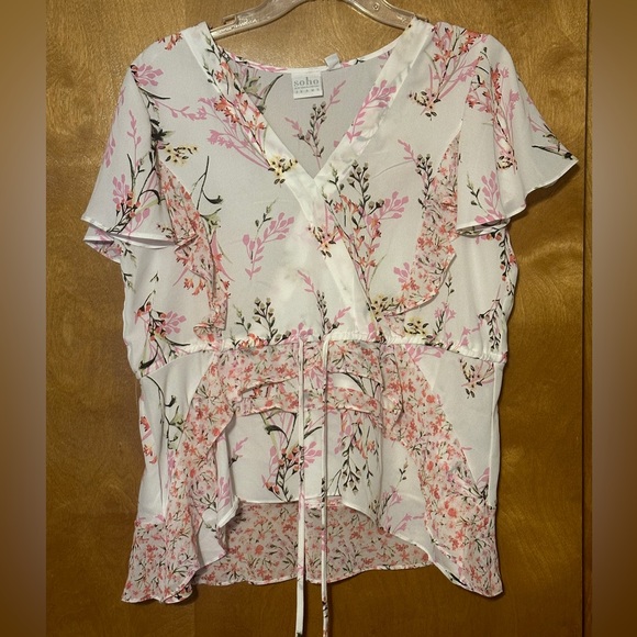 Soho | Tops | Soho By New York And Company Top | Poshmark